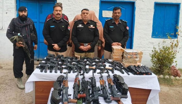 Bid to smuggle arms foiled, huge cache seized
