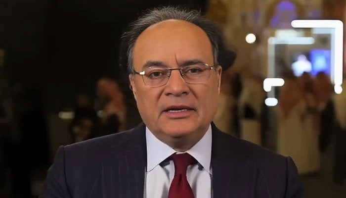 Pakistan plans return to global bond market after four years