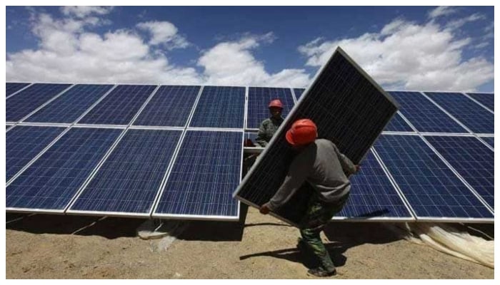 PM halted implementation of Nepra’s solar regulations, NA told