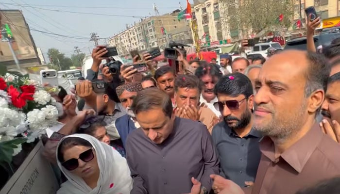 Wahab launches Rs1.6bn project for Pehlwan Goth Corridor’s rehabilitation