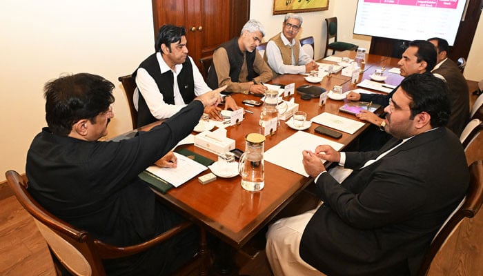 CM orders procurement of wheat from small growers who received seed subsidy