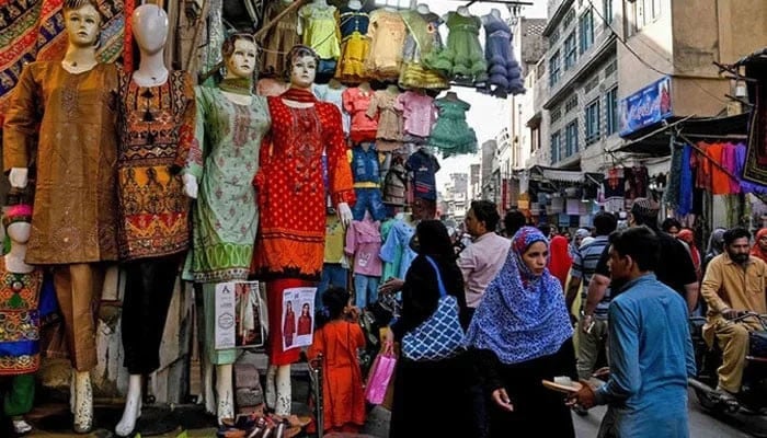 Market timings may revert: Traders urge CM to extend business hours ...