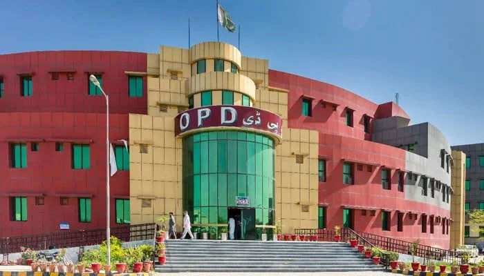 3 Nowshera hospital security guards arrested