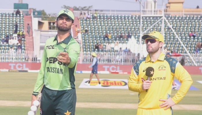 Second ODI: Pakistan win toss, decide to bowl first against Australia